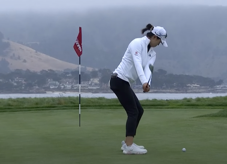 Gratte interdite : l'incroyable chip sur le green de Rose Zhang - Golf ...
