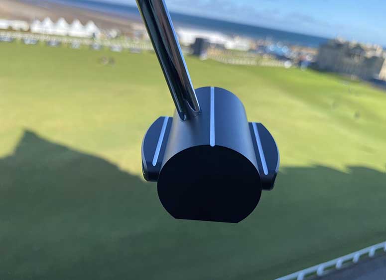 Découvrez le mini putter créé par le neveu de Seve Ballesteros, une ...